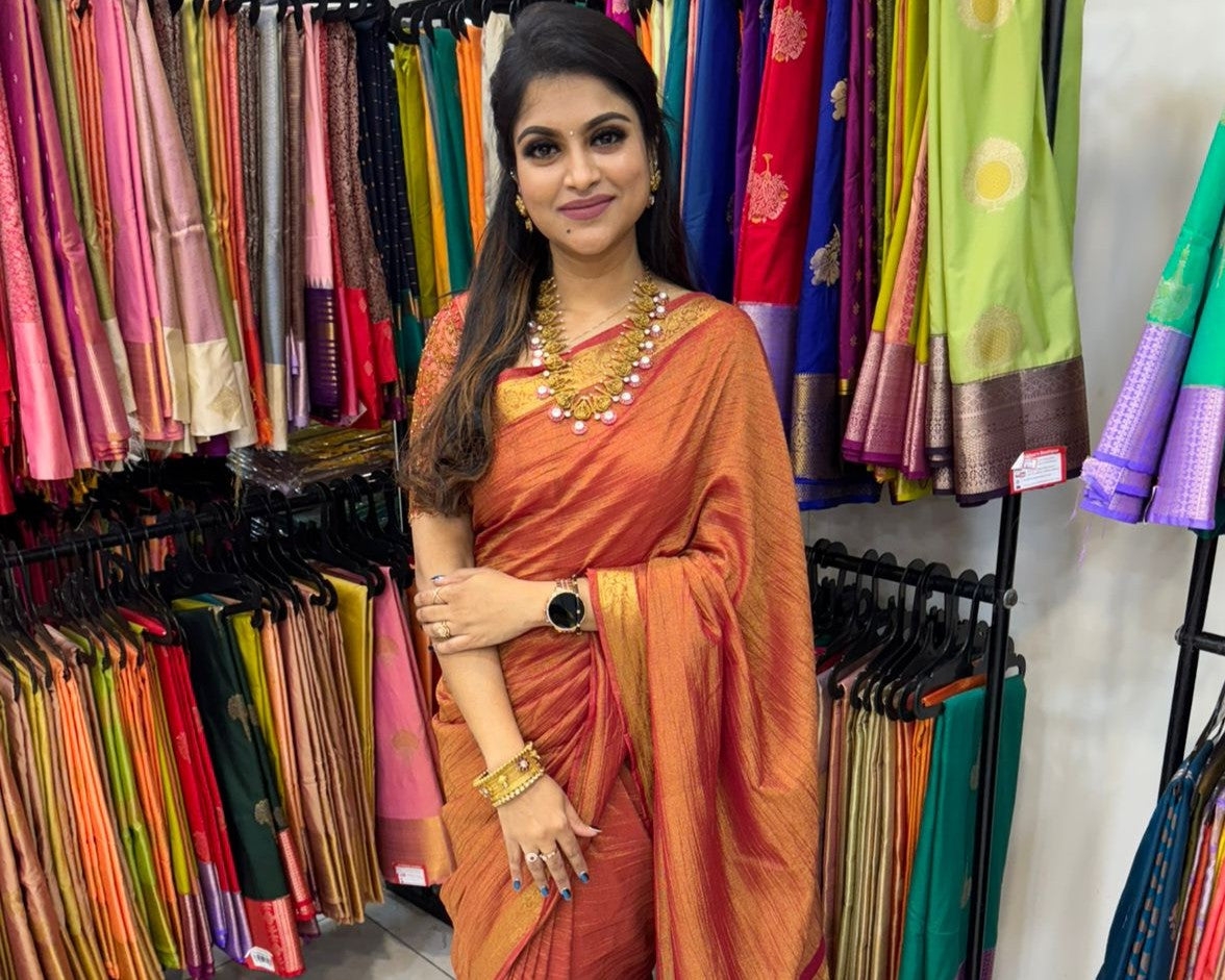 Metallic crushed linen – KIRUTHIKHAA'S BOUTIQUE
